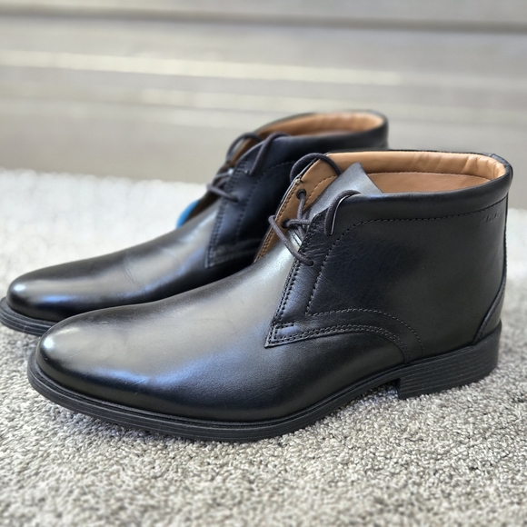 Clarks | Shoes | Clarks Whiddon Mid Mens Black Leather Ankle Chukka ...